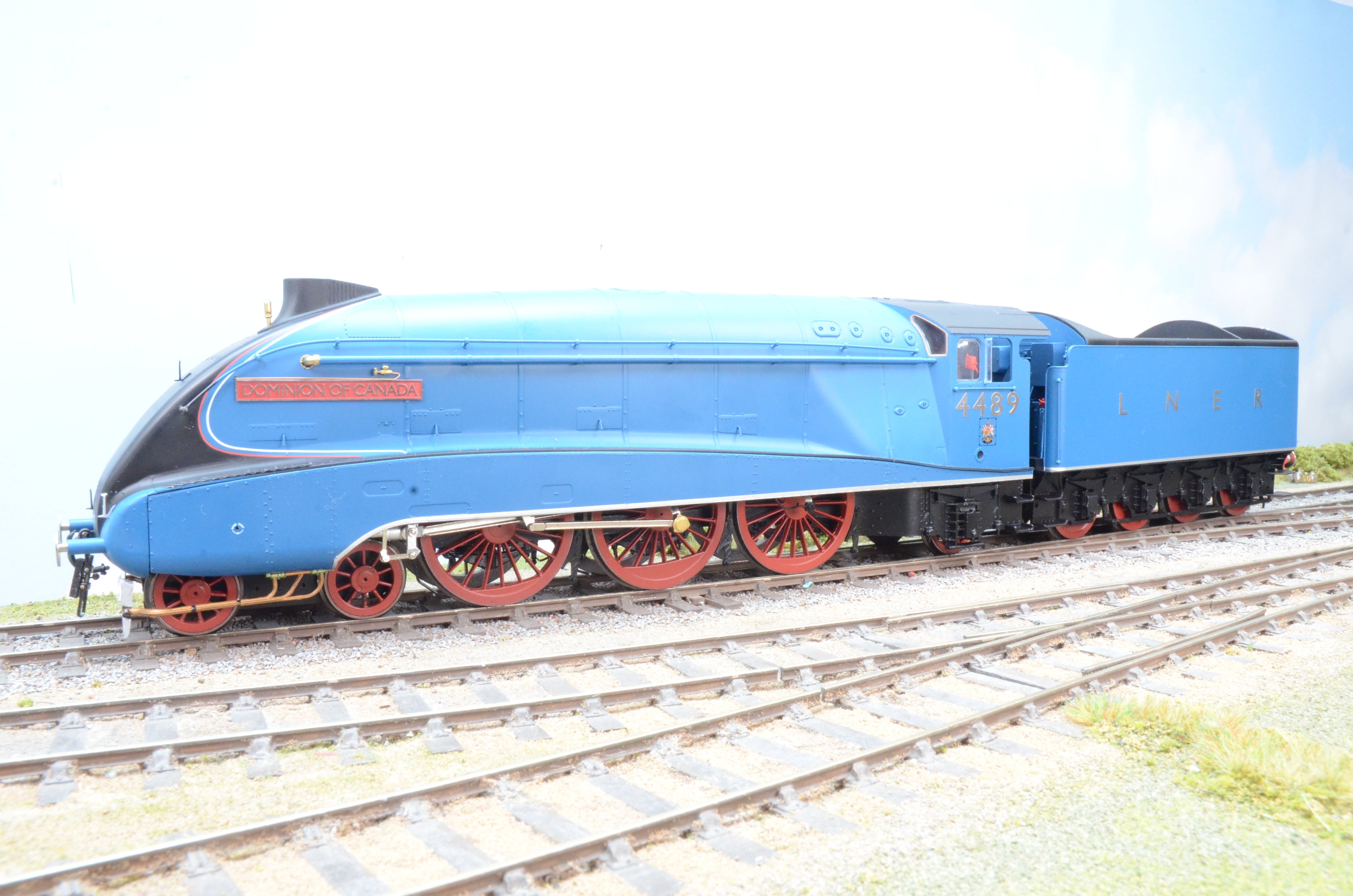 Hattons/Heljan 7mm O Gauge H7-A4-004 Class A4 LNER Garter Blue No.4489