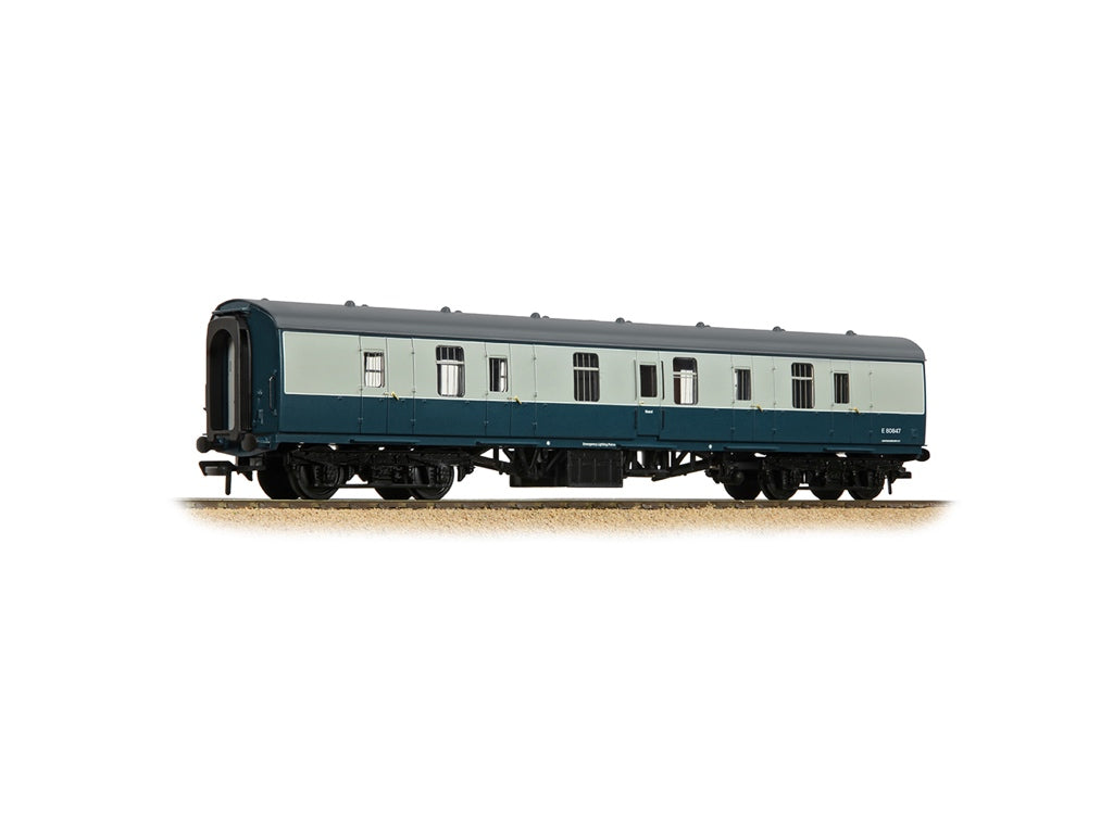 Bachmann OO Gauge 39-175H BR Mk1 NDV (Ex-BG) Brake Gangwayed No. E8084