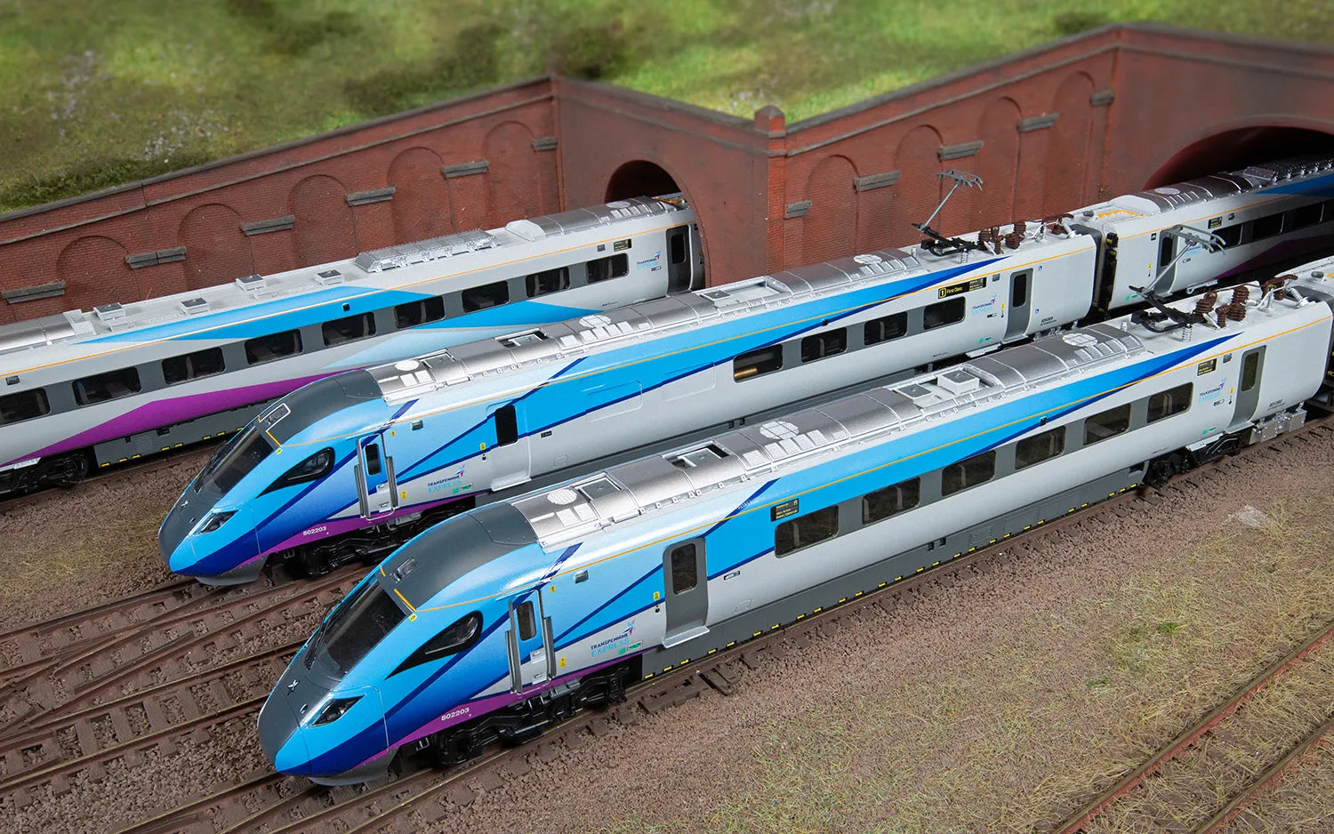 Hornby OO Gauge R3908 TPE, Class 802/2 'Nova 1' Train Pack - Era 11