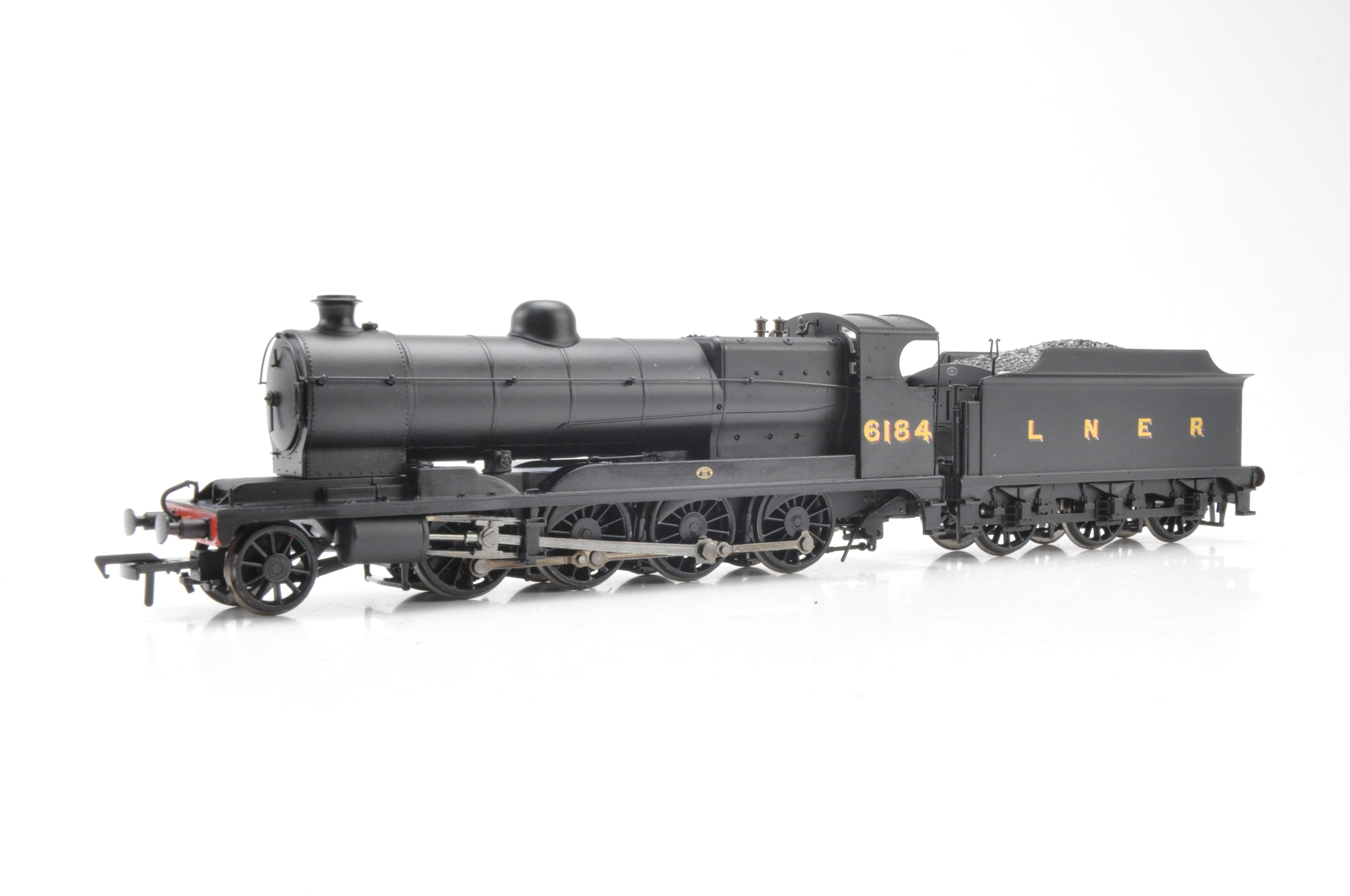 Bachmann OO Gauge 31-003A Robinson Class 04 No.6184 LNER Black