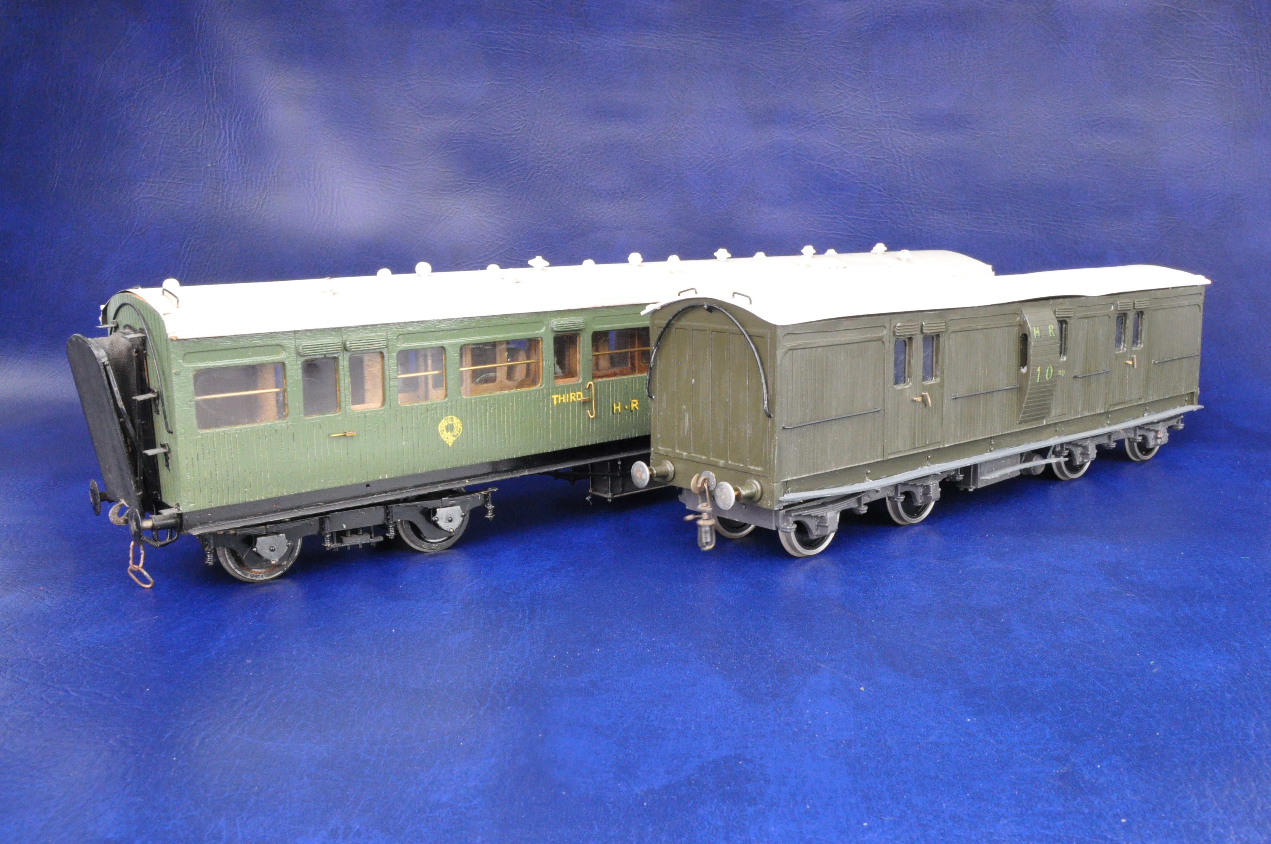Scratch Built Gauge 1 1:32 Scale Pair of Highland Railway Bogie Coache