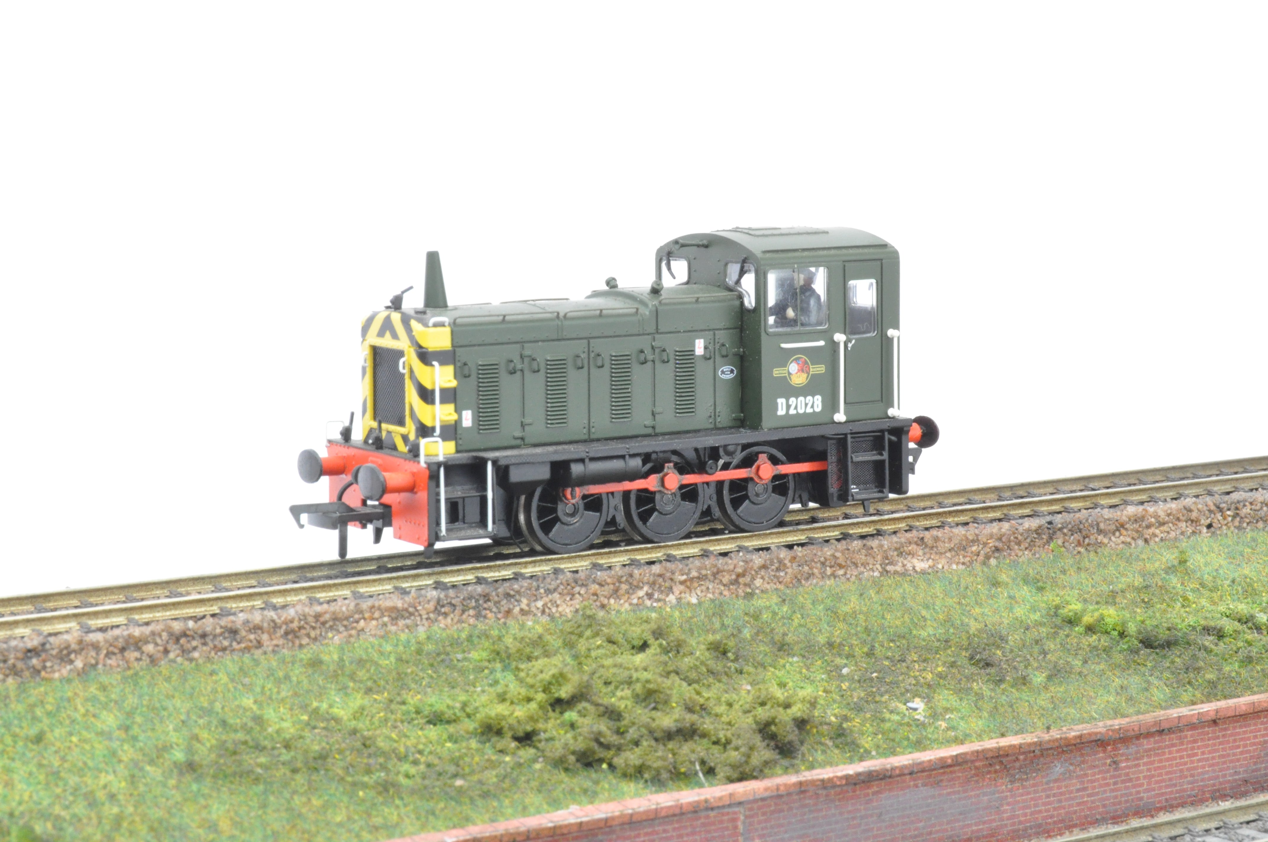 Bachmann OO Gauge 31-361B Class 03 D2028 BR Green Wasp Stripes - Boxed