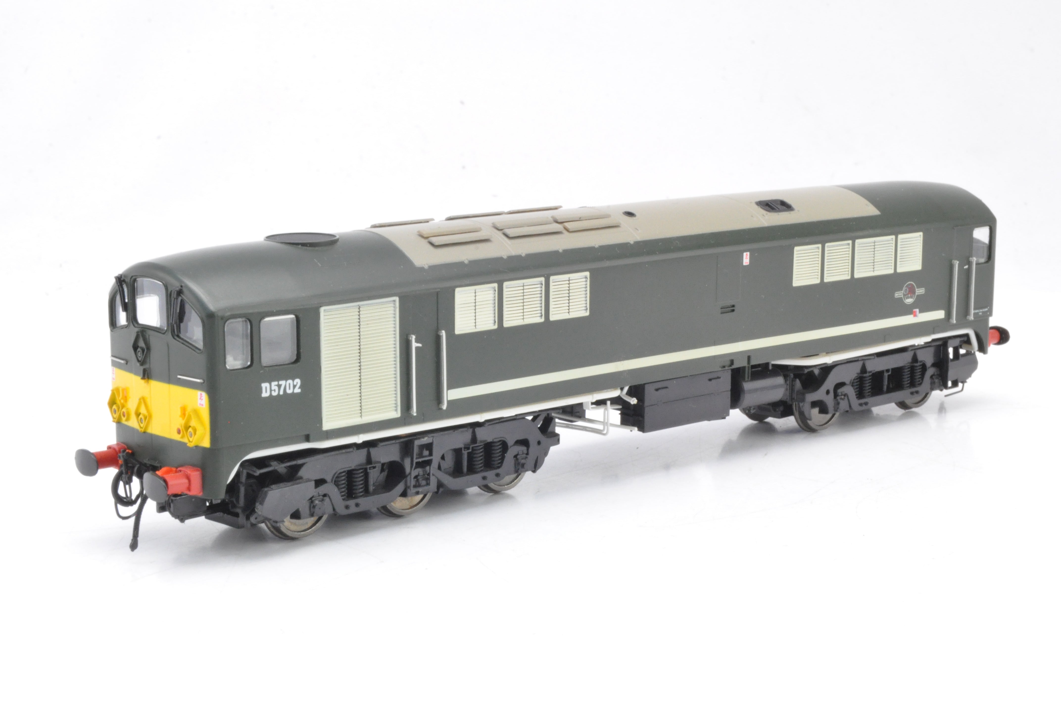 Heljan OO Gauge 28111 Class 28 D5702 BR Green with Small Yellow Panels