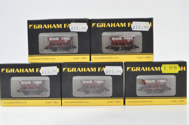 Graham Farish N Gauge 373-217 Rake of 5 Richard Thomas Ore Wagons