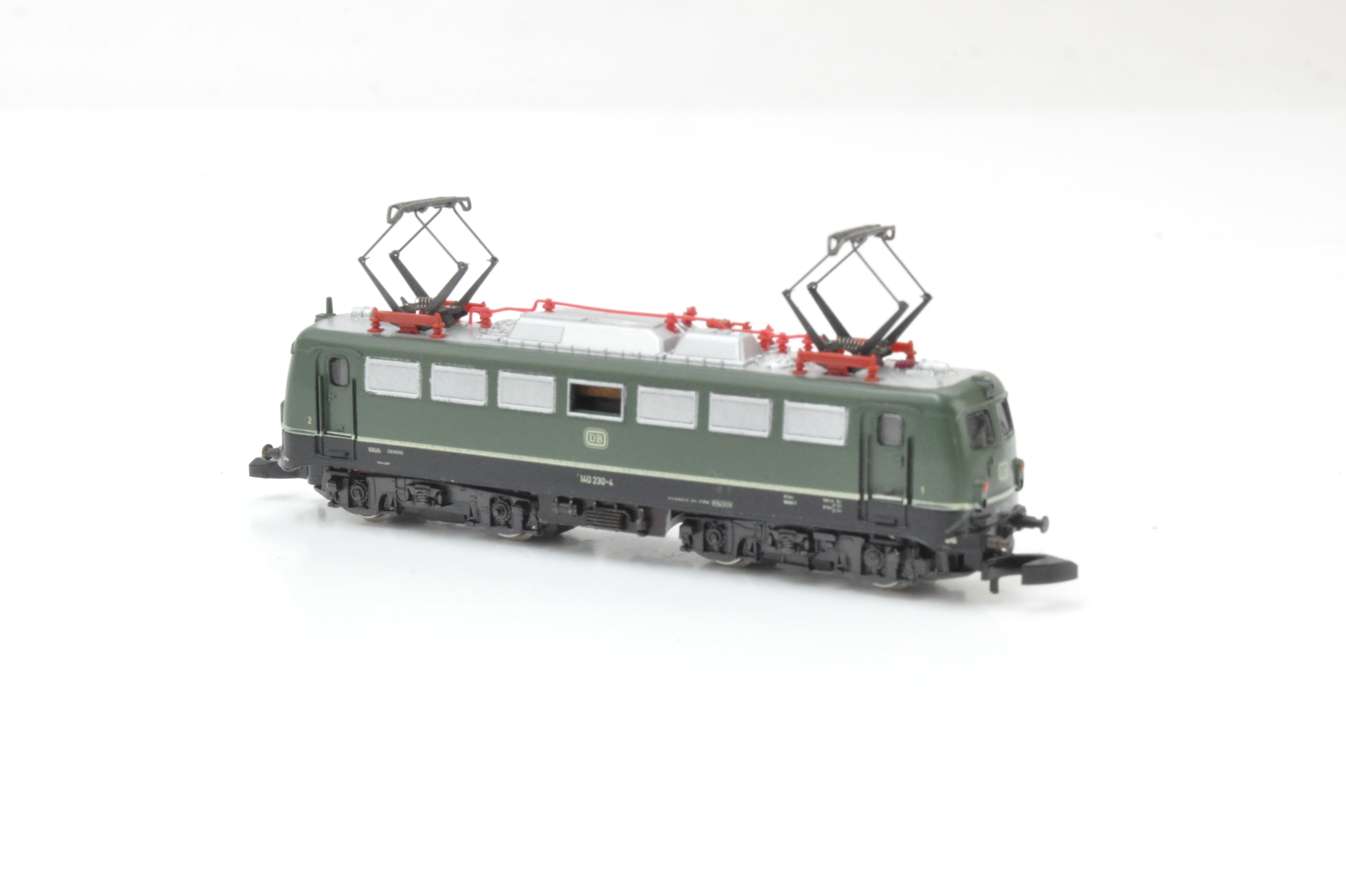 Marklin Mini-Club Z Gauge 8840 Class BR 140 230-4 Electric Locomotive,