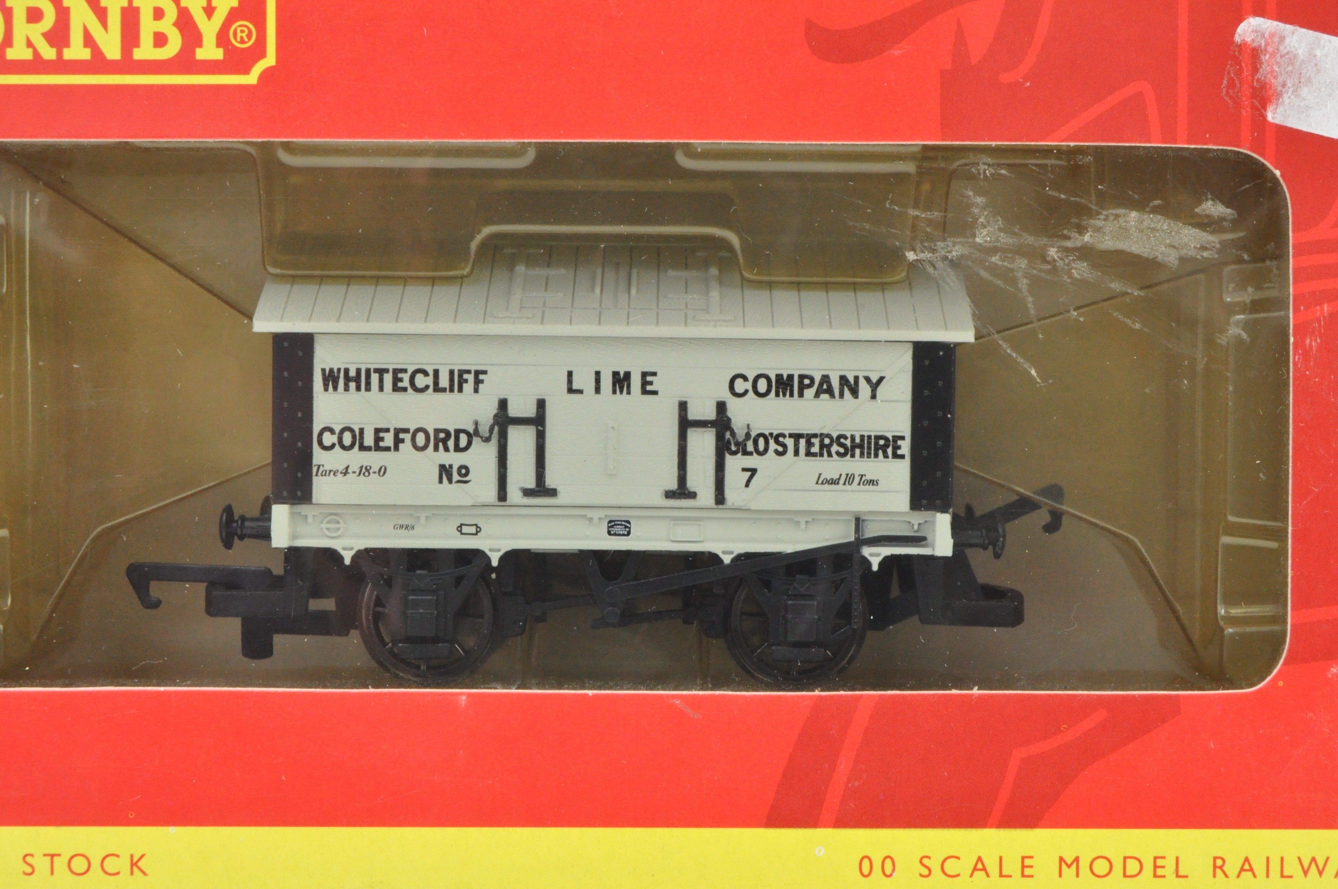 Hornby OO Gauge R6243A 'The Whitecliff Lime Company' Covered Lime Wago