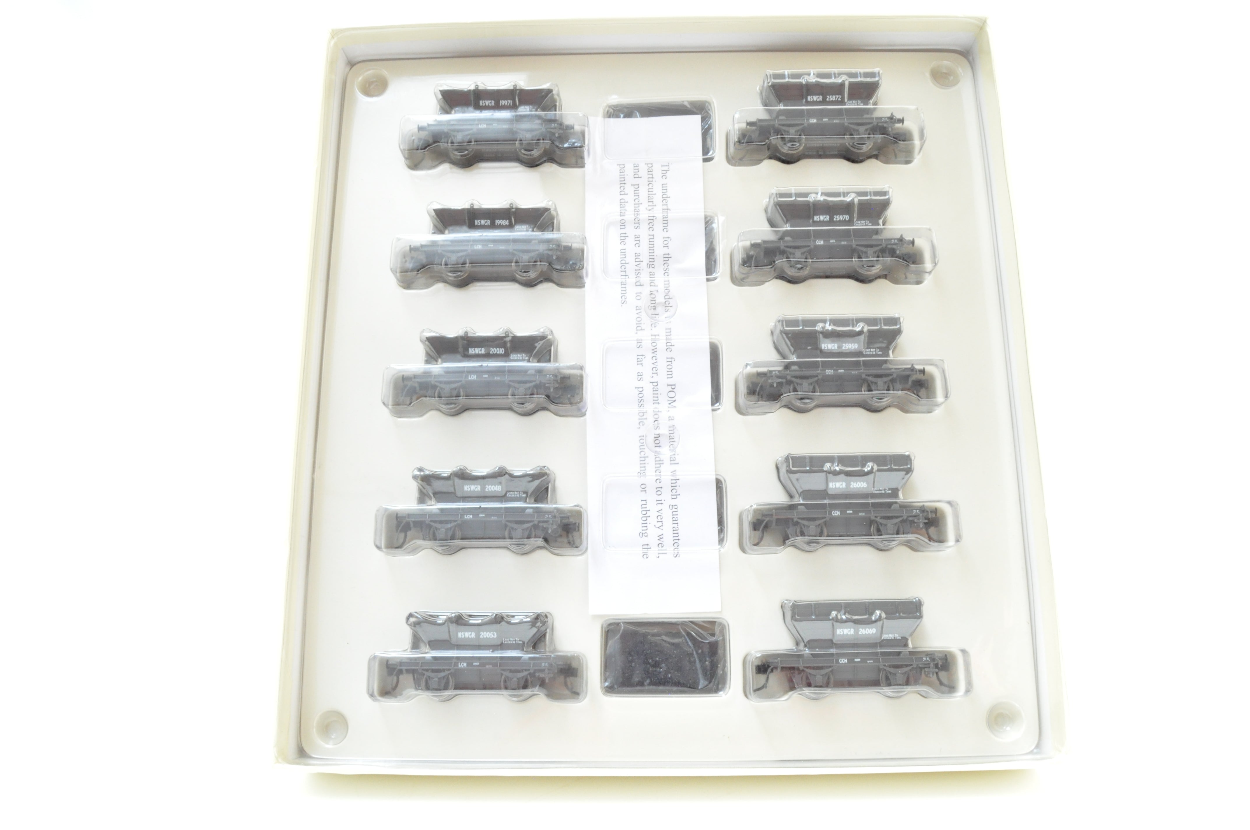 Eureka Models HO Gauge N606c Trainpack - 5 LCH + 5 CCH 4 Wheel Hopper