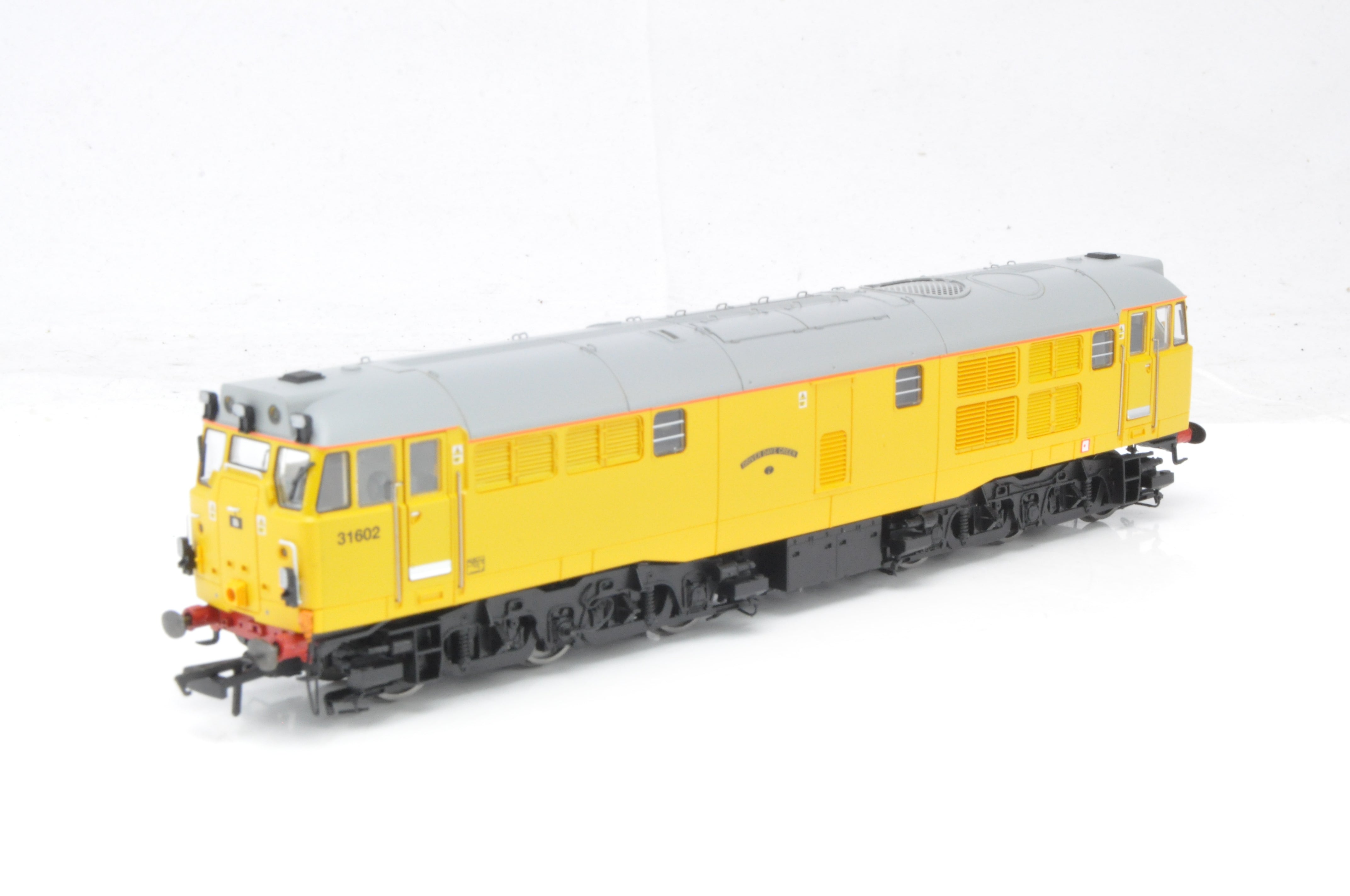 Hornby OO Gauge R3745 Network Rail A1A-A1A Class 31 31602 'Driver Dave