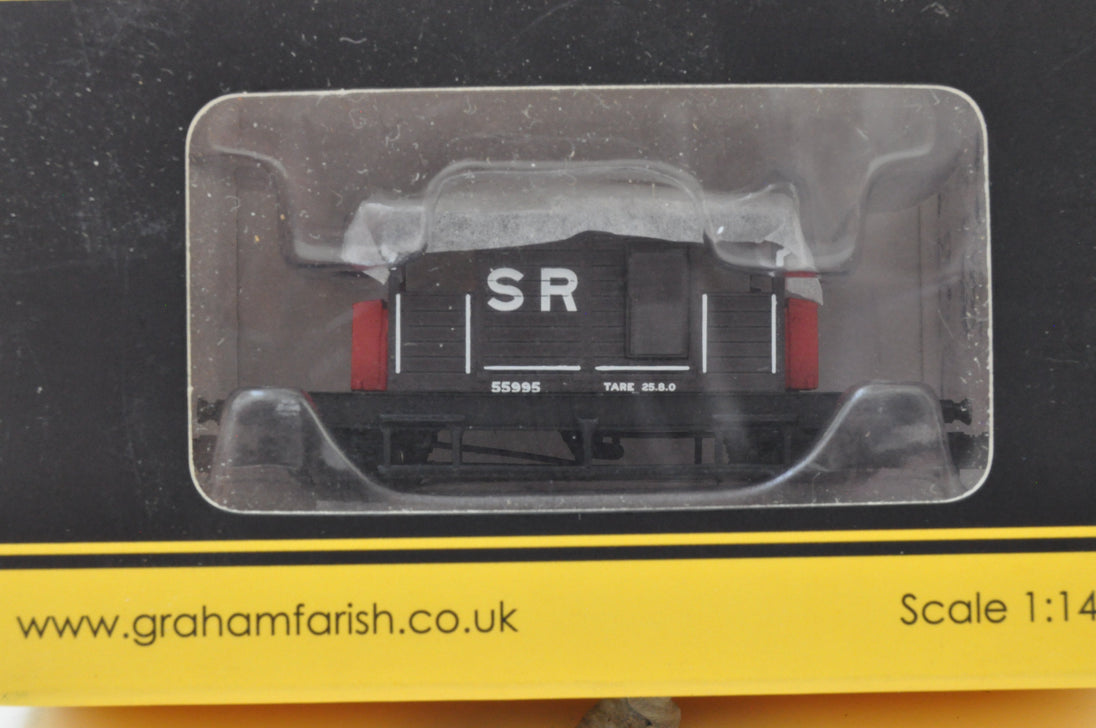 Peco/Graham Farish N Gauge Rake of 3 SR Open Wagons & Pill Box Brake V