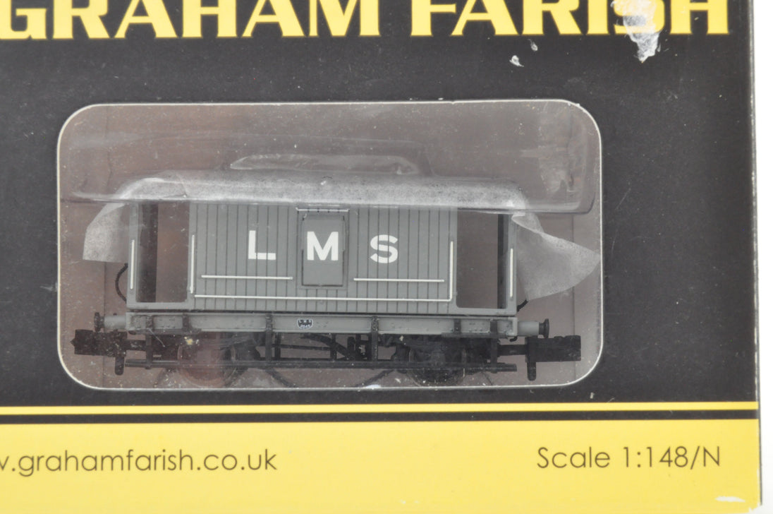 Graham Farish N Gauge LMS Grey 7-Plank Wagon and Midland 20T Brake Van