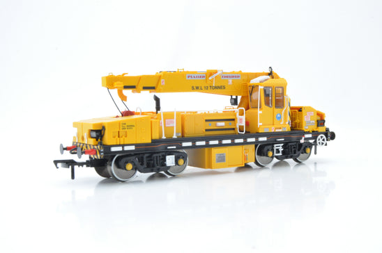 EFE Rail 4mm OO Gauge E87048 Plasser 12T YOB Diesel-Hydraulic Crane BR