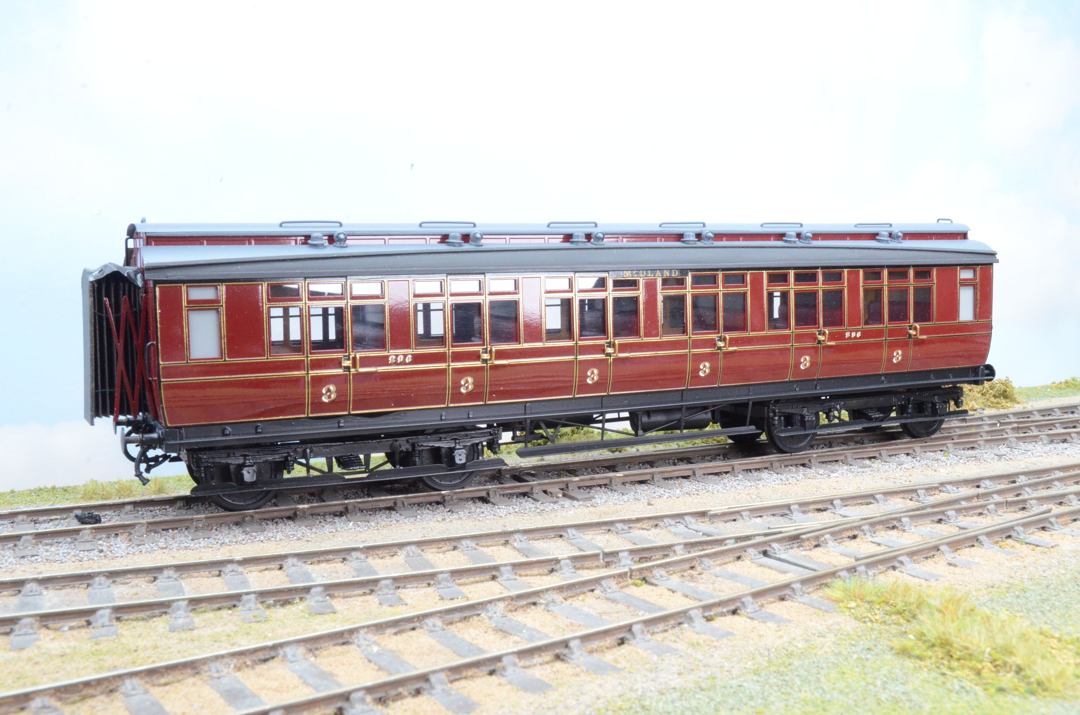 Janick Models 7mm O Gauge Midland Railway 48ft. Clerestory Corridor 3r