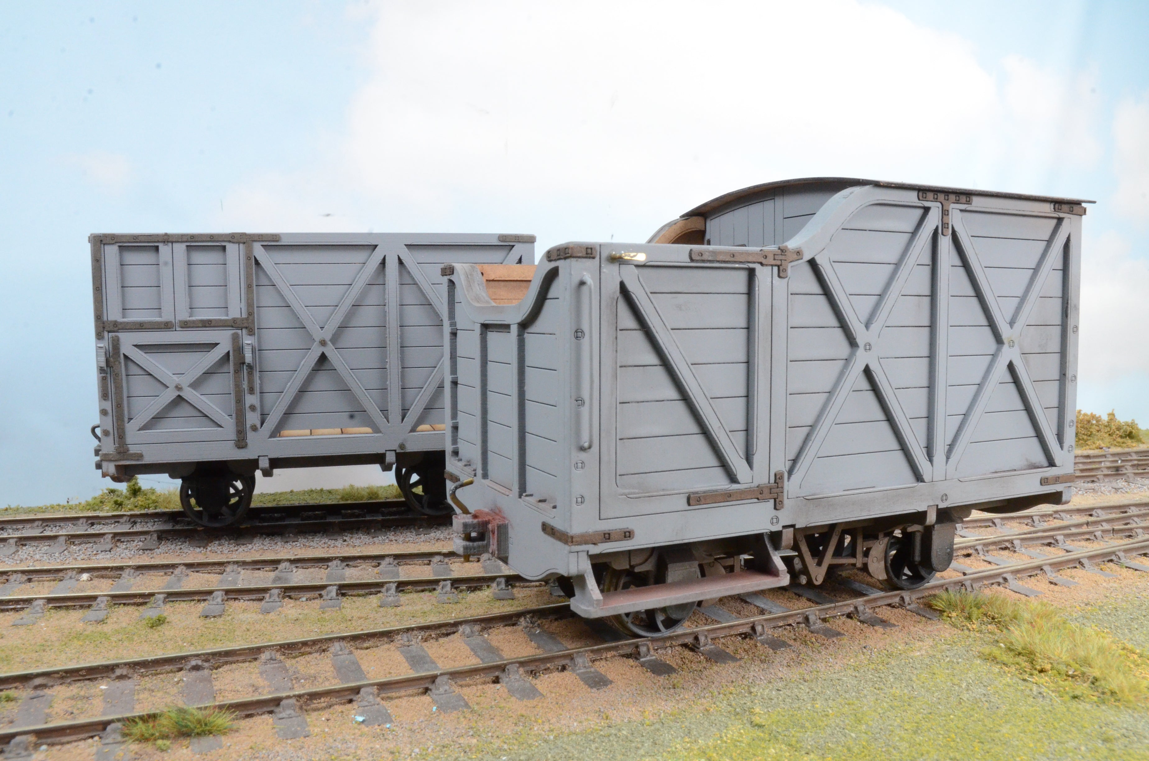 Kit Built 16mm Scale (32mm Gauge) Pair of 4 Wheel Open Wagons