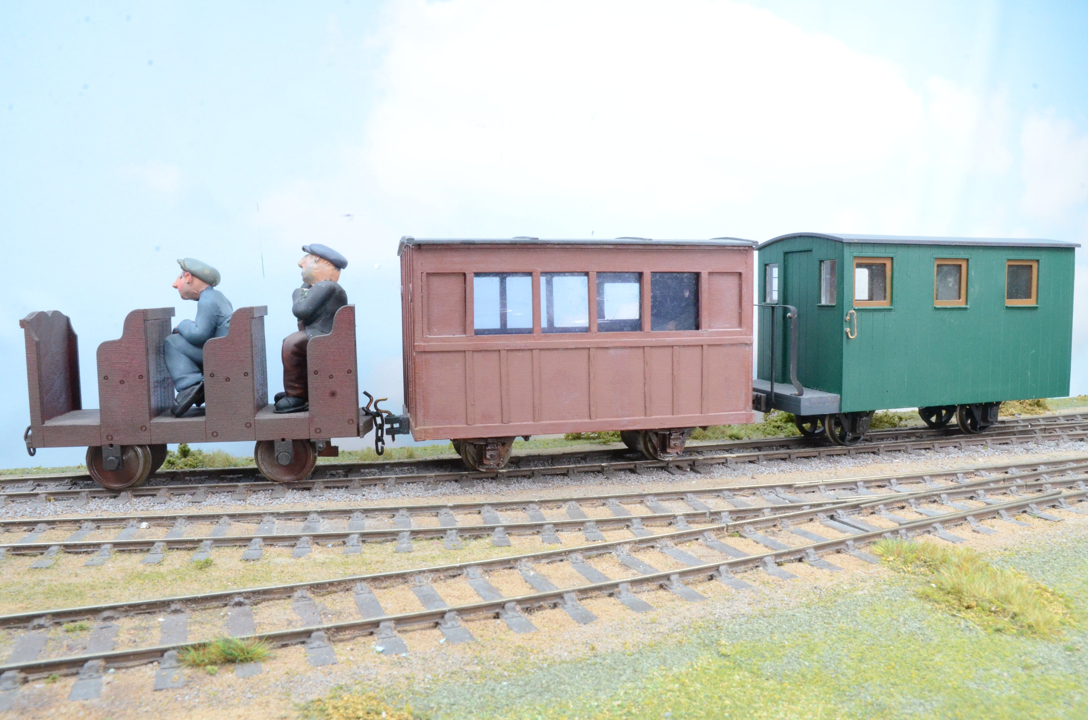 Kit Built 16mm Scale (32mm Gauge) Quarryman's Train - Rake of 3 Coache