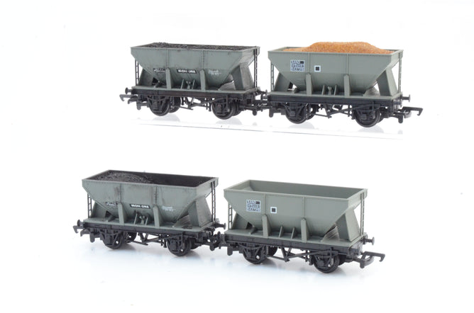 Bachmann OO Gauge Rake of 4 BR Grey Iron Ore & Sand Hopper Wagons