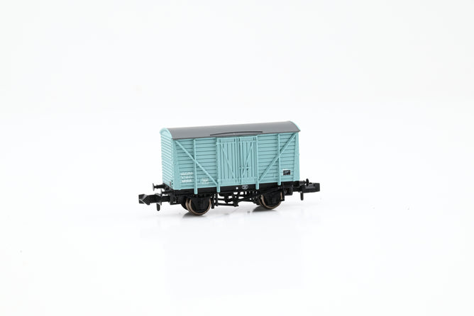 Graham Farish N Gauge 373-727A 10T Insulated Van BR Light Blue