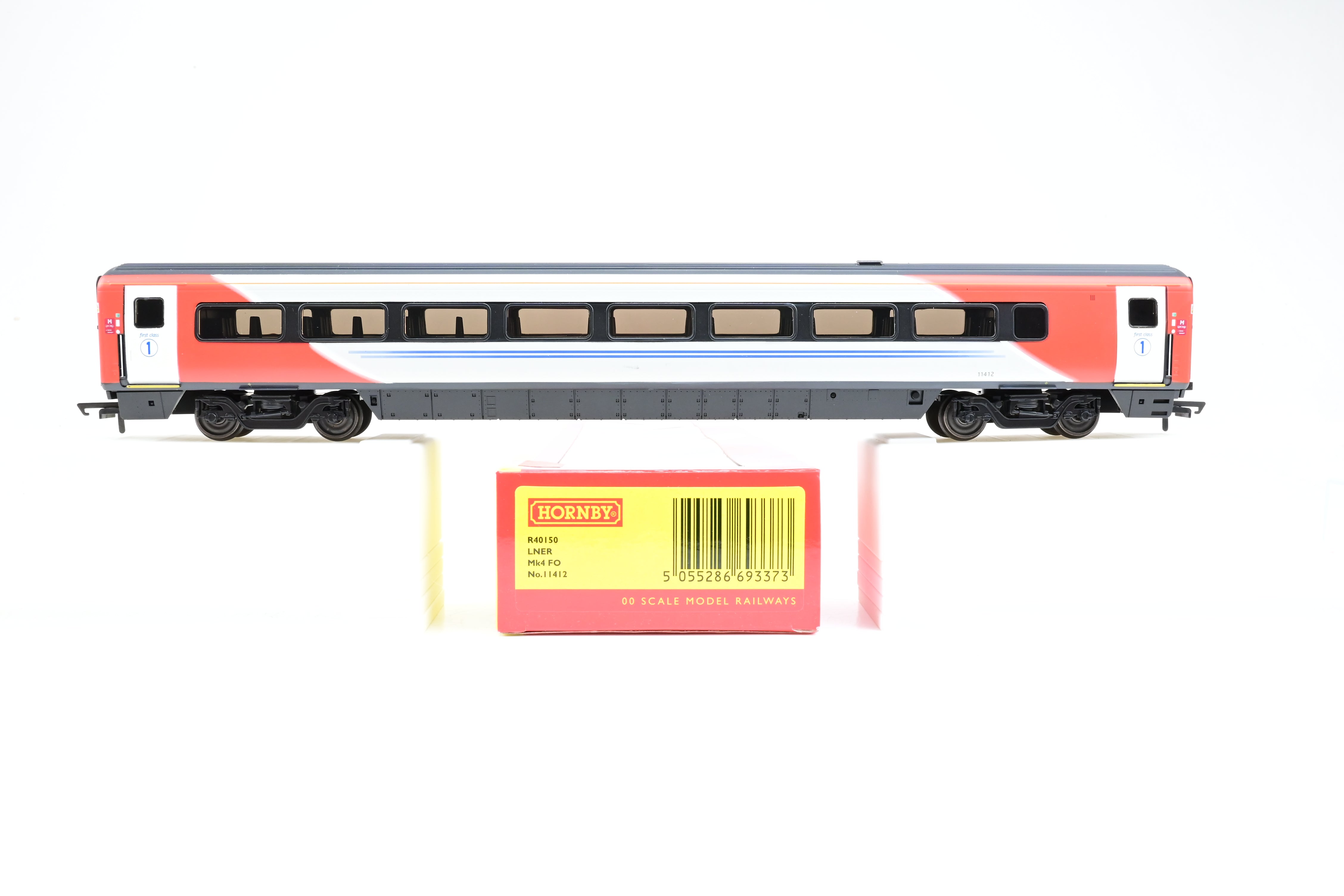 Hornby OO Gauge R40150 LNER Mk4 FO Coach No.11412 - Boxed