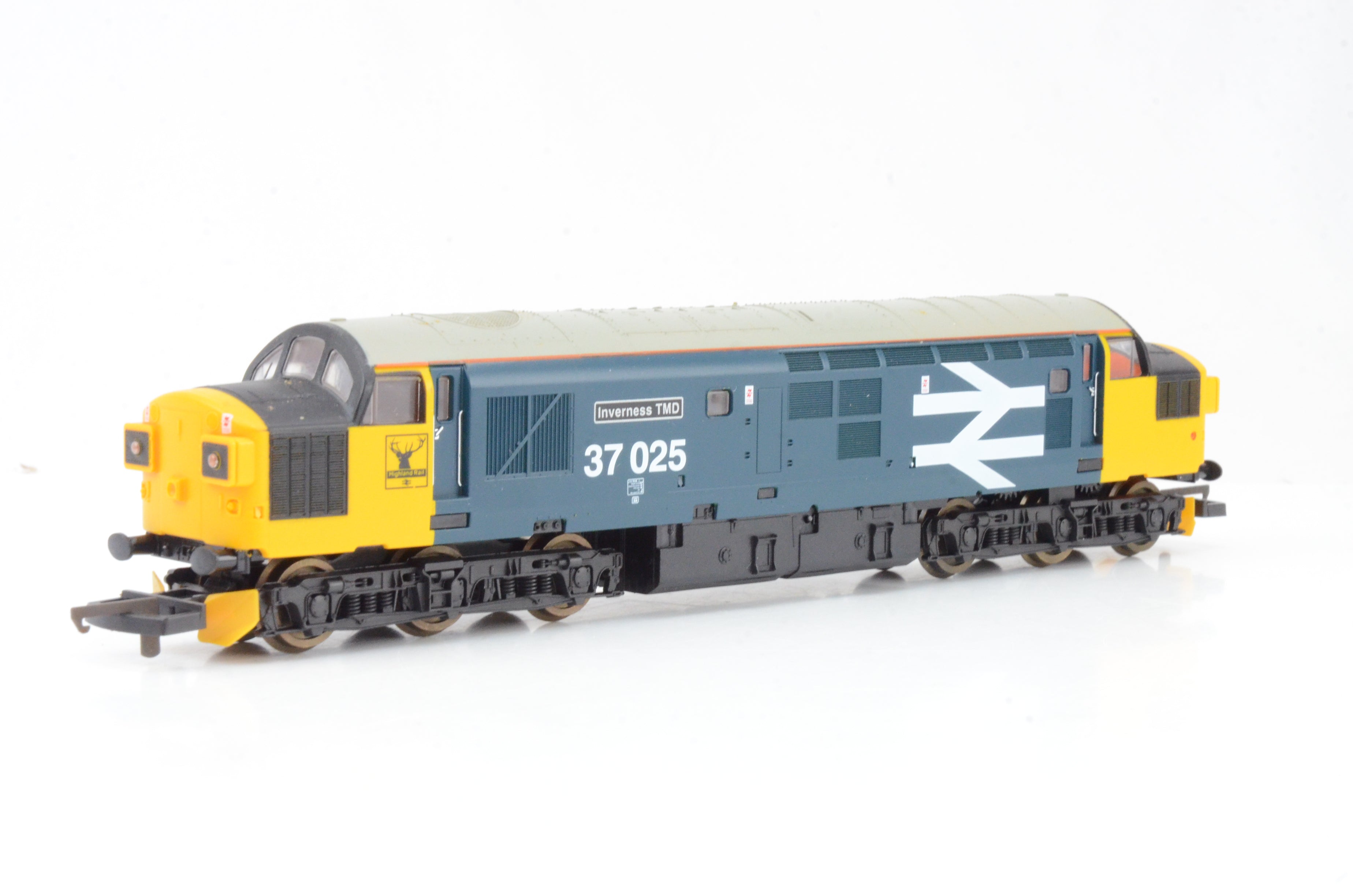 Lima OO Gauge 204879A7 Class 37 Diesel 37025 'Inverness TMD' BR Large