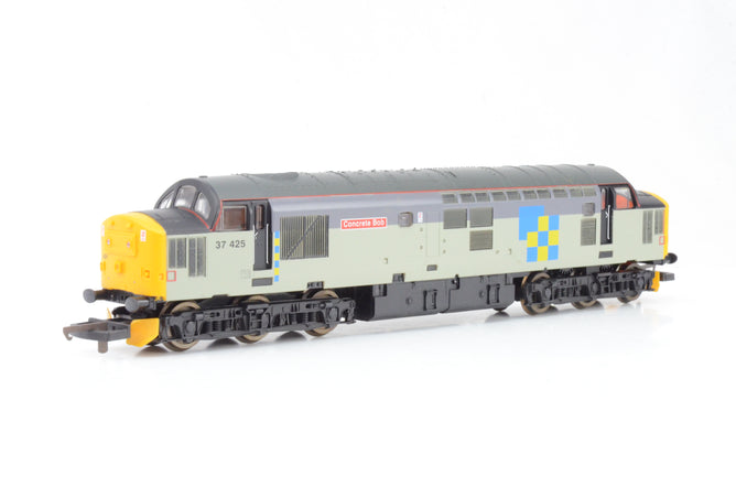 Lima OO Gauge 204897A7 Class 37 Diesel 37425 'Sir Robert McAlpine/Conc