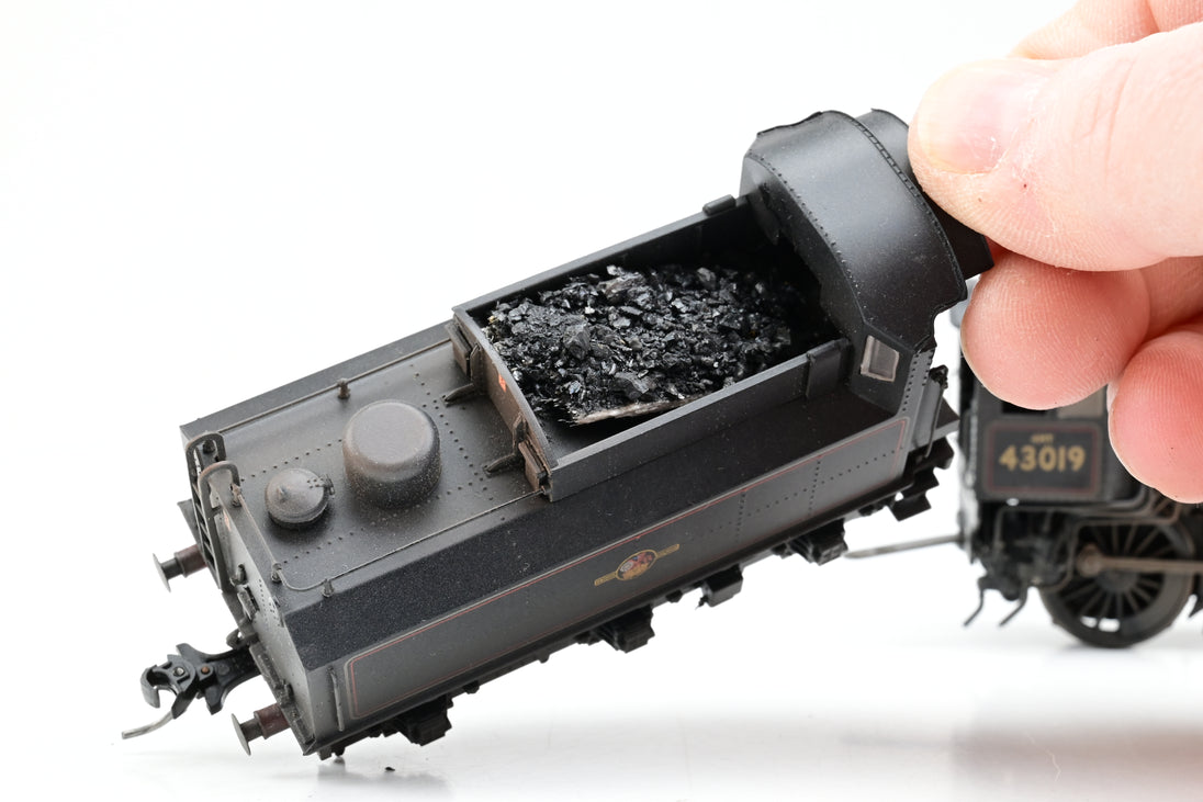 Bachmann OO Gauge 32-580 BR Black Late Crest Ivatt Class 4 No.43019