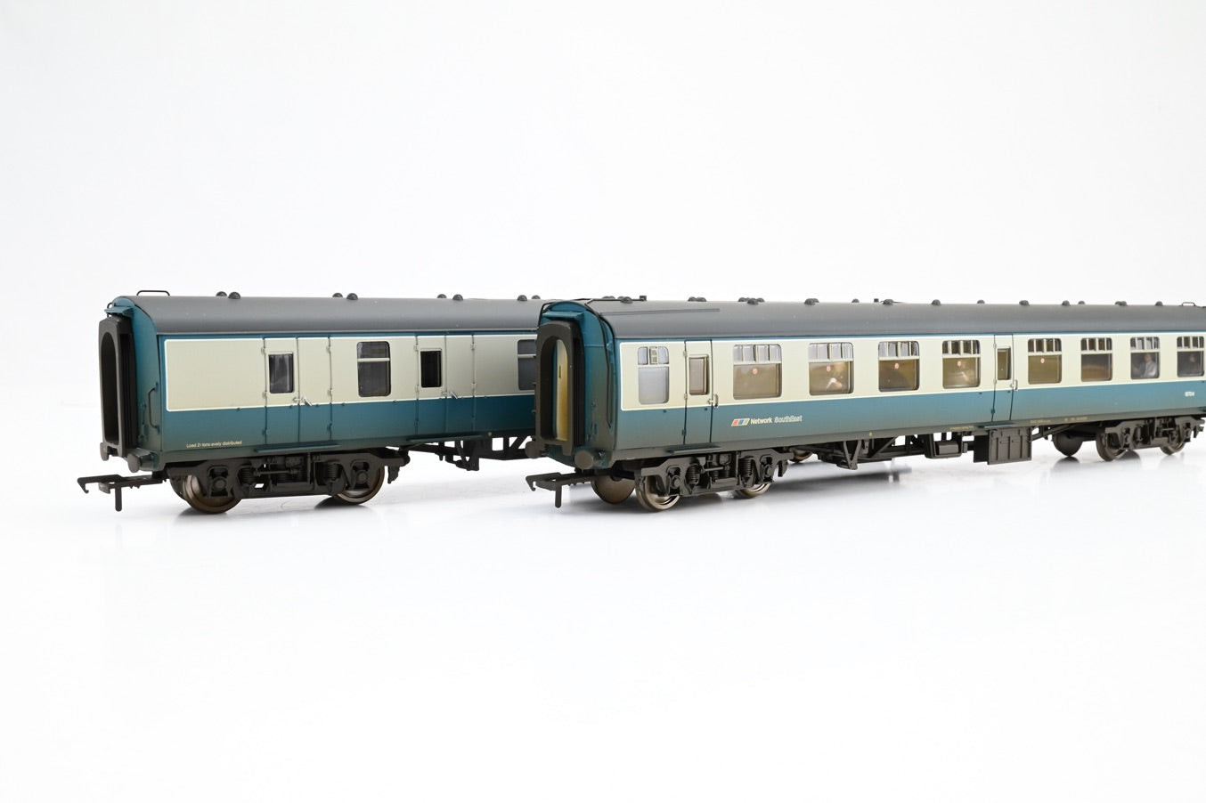 Bachmann OO Gauge 39-003 MK1 Coach Pack BR Blue Grey (NSE Branding)