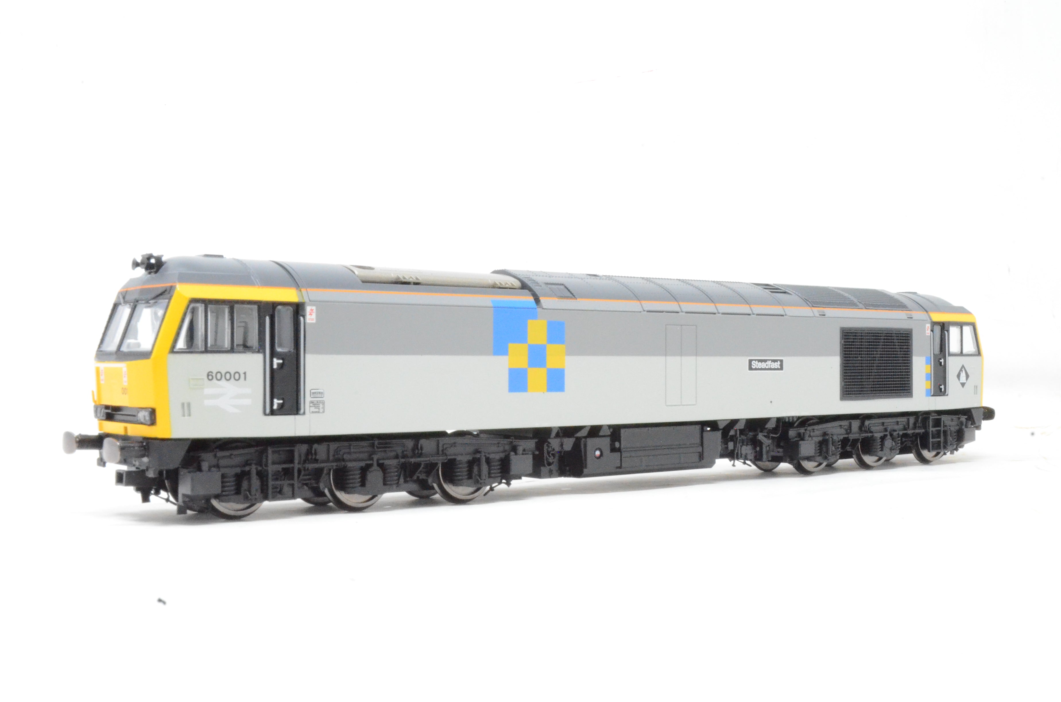 Hornby OO Gauge R30156 BR Railfreight Class 60 60001 'Steadfast'