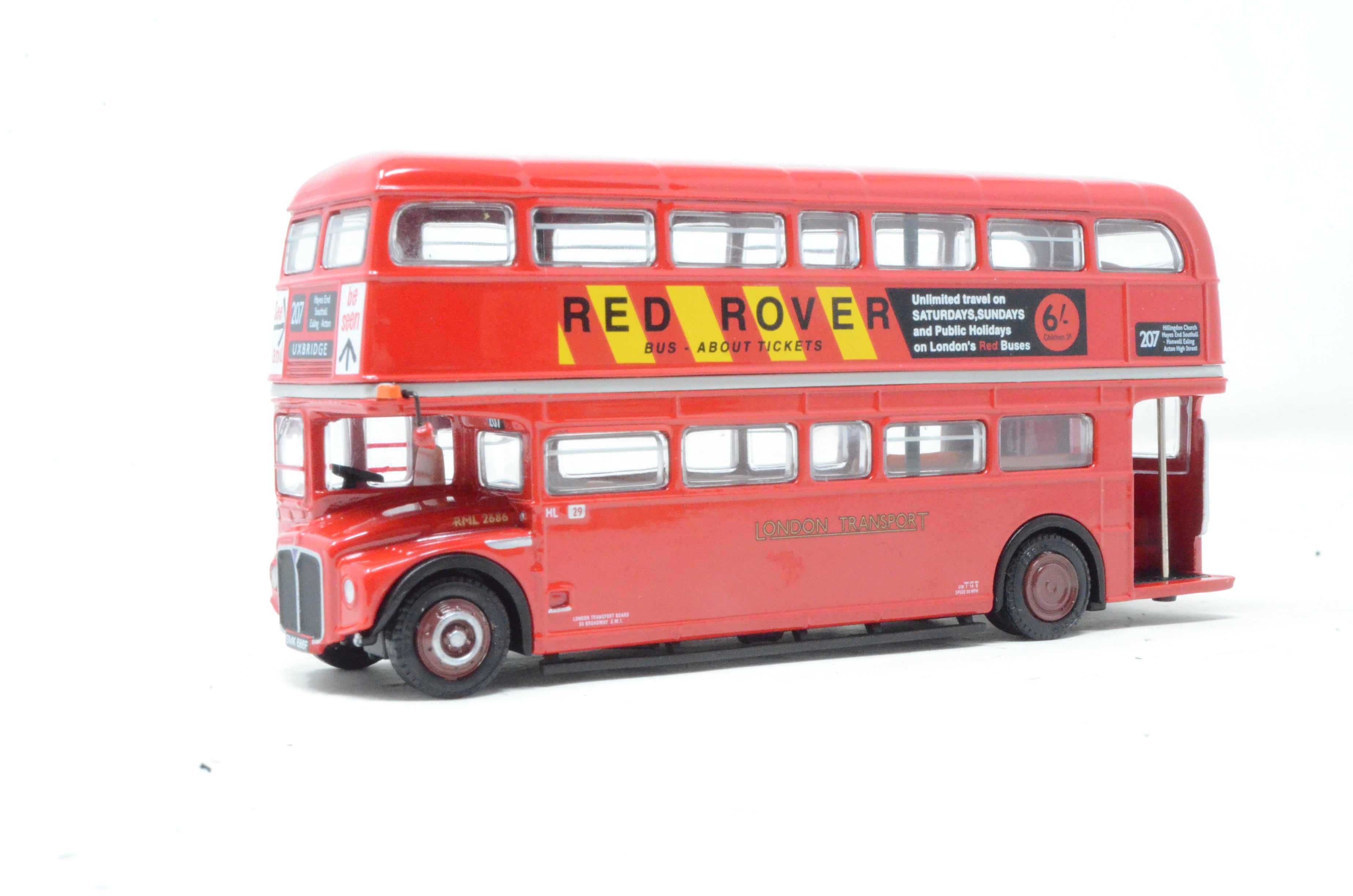EFE (Gilbow) 1:76 31901 London Transport Bus RML Routemaster
