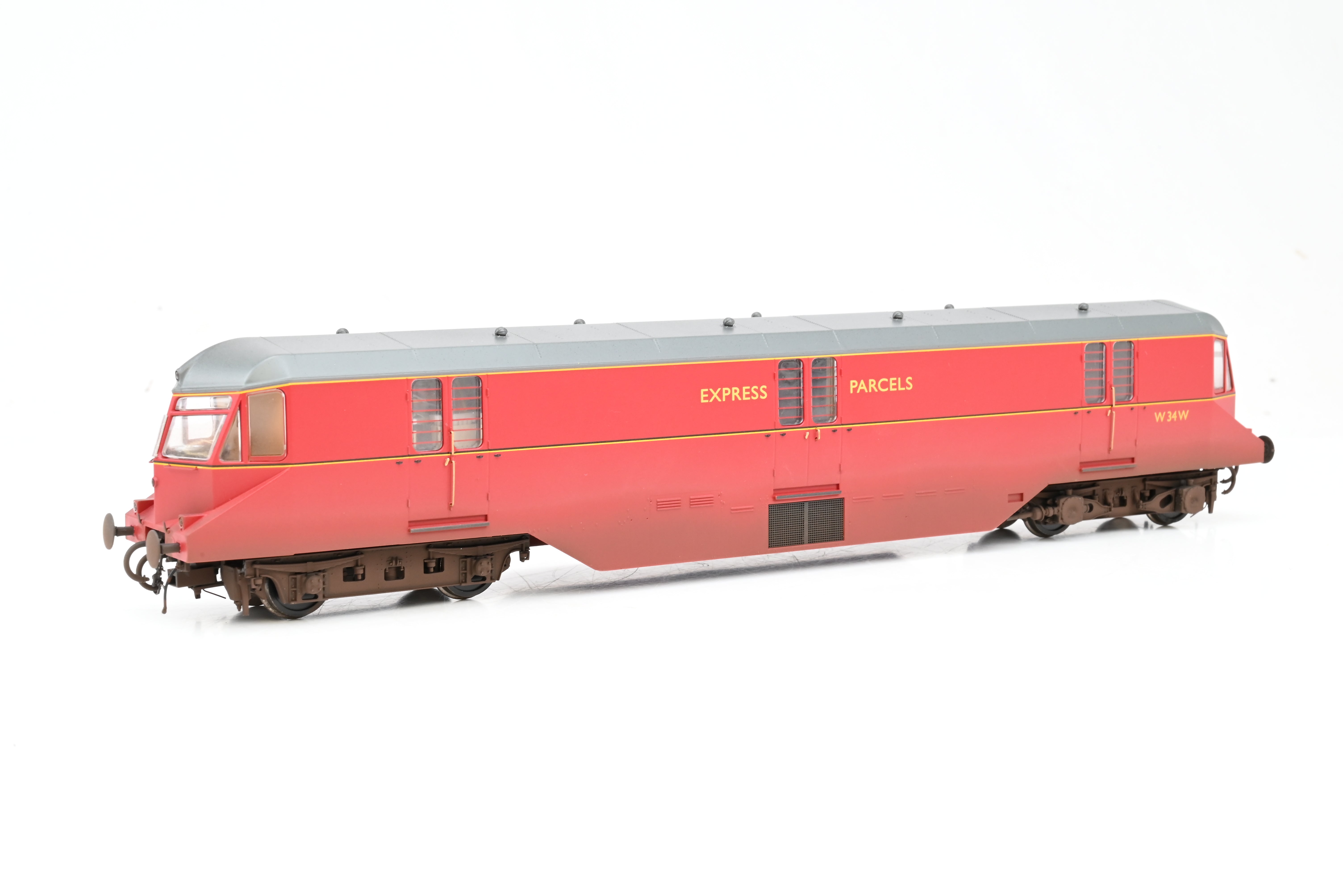 Heljan OO Gauge 9432 BR 'Express Parcels' Railcar Crimson No. 34 (grey