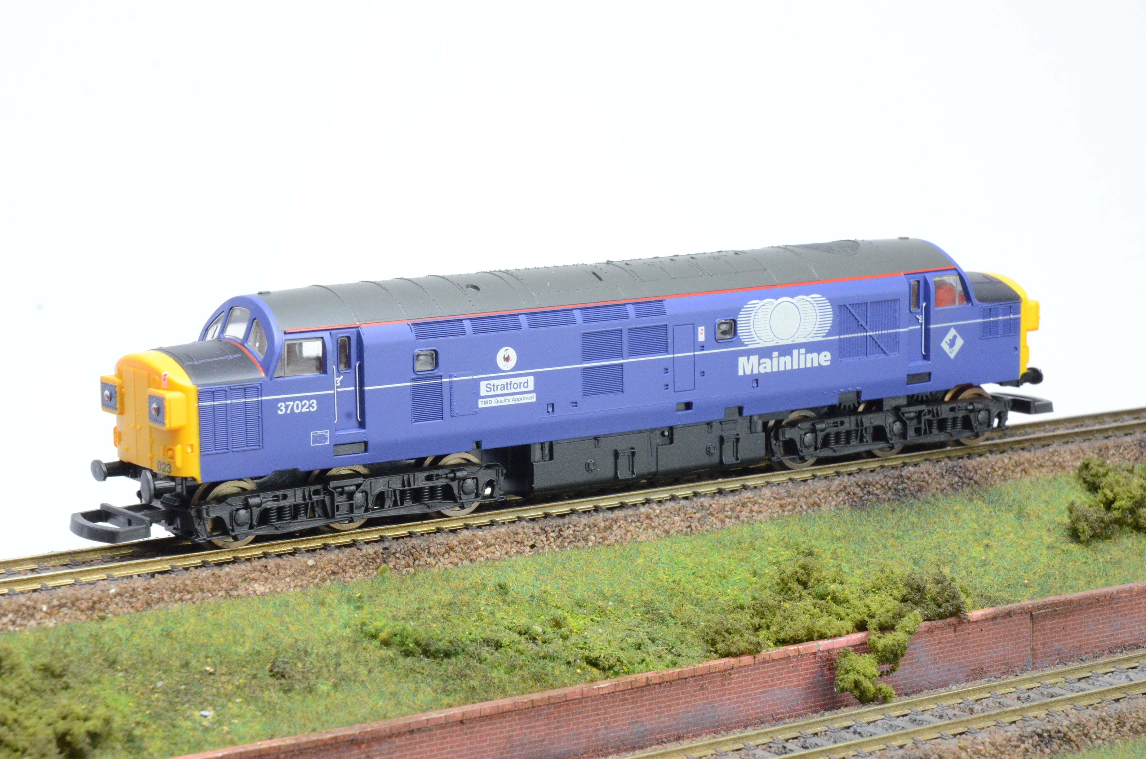 Lima OO Gauge L204866 Mainline Blue Class 37 No. 37023 'Stratford TMD