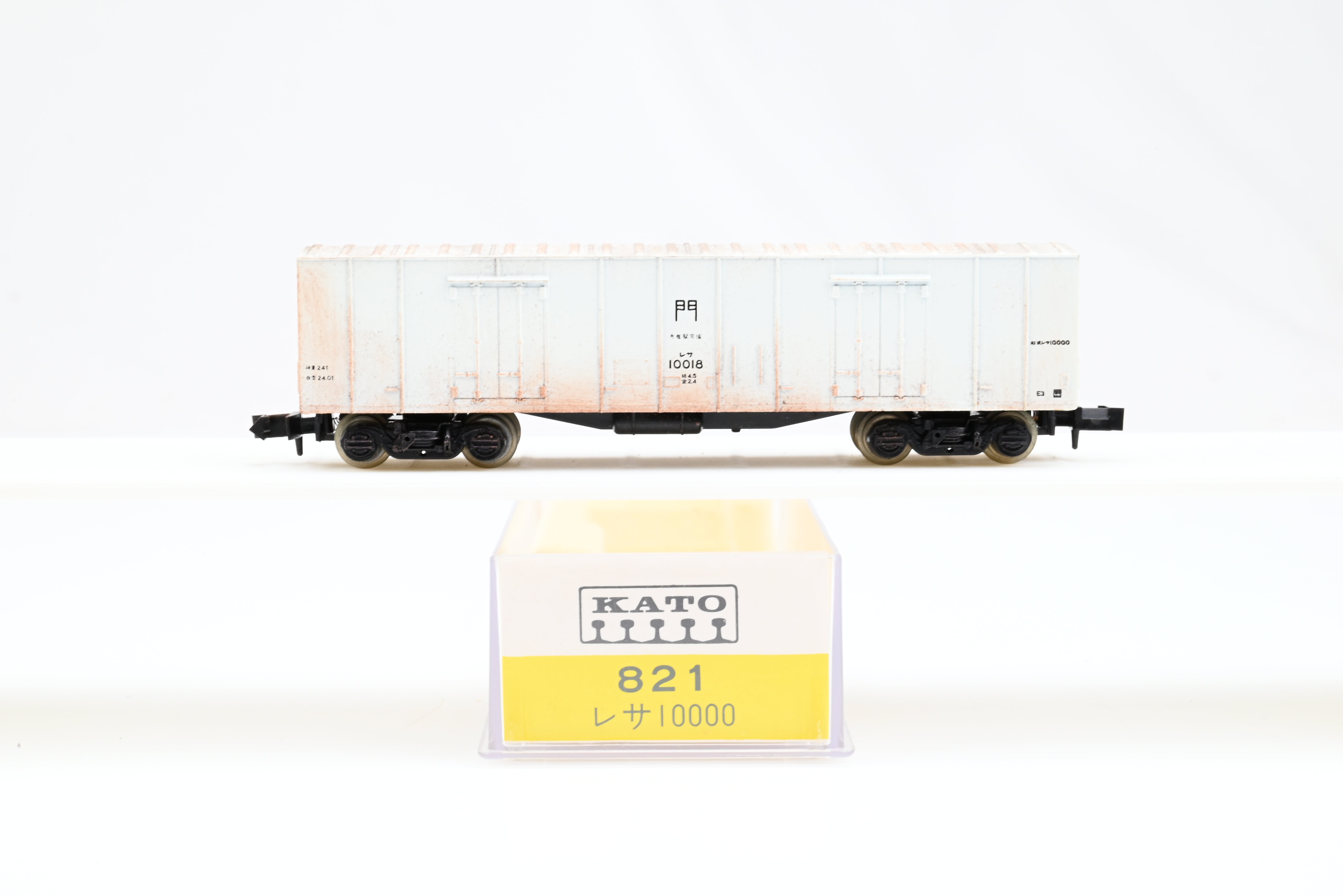 Kato N Gauge 821 JNR White Type 10000 Covered Wagon #10018 - Weathered