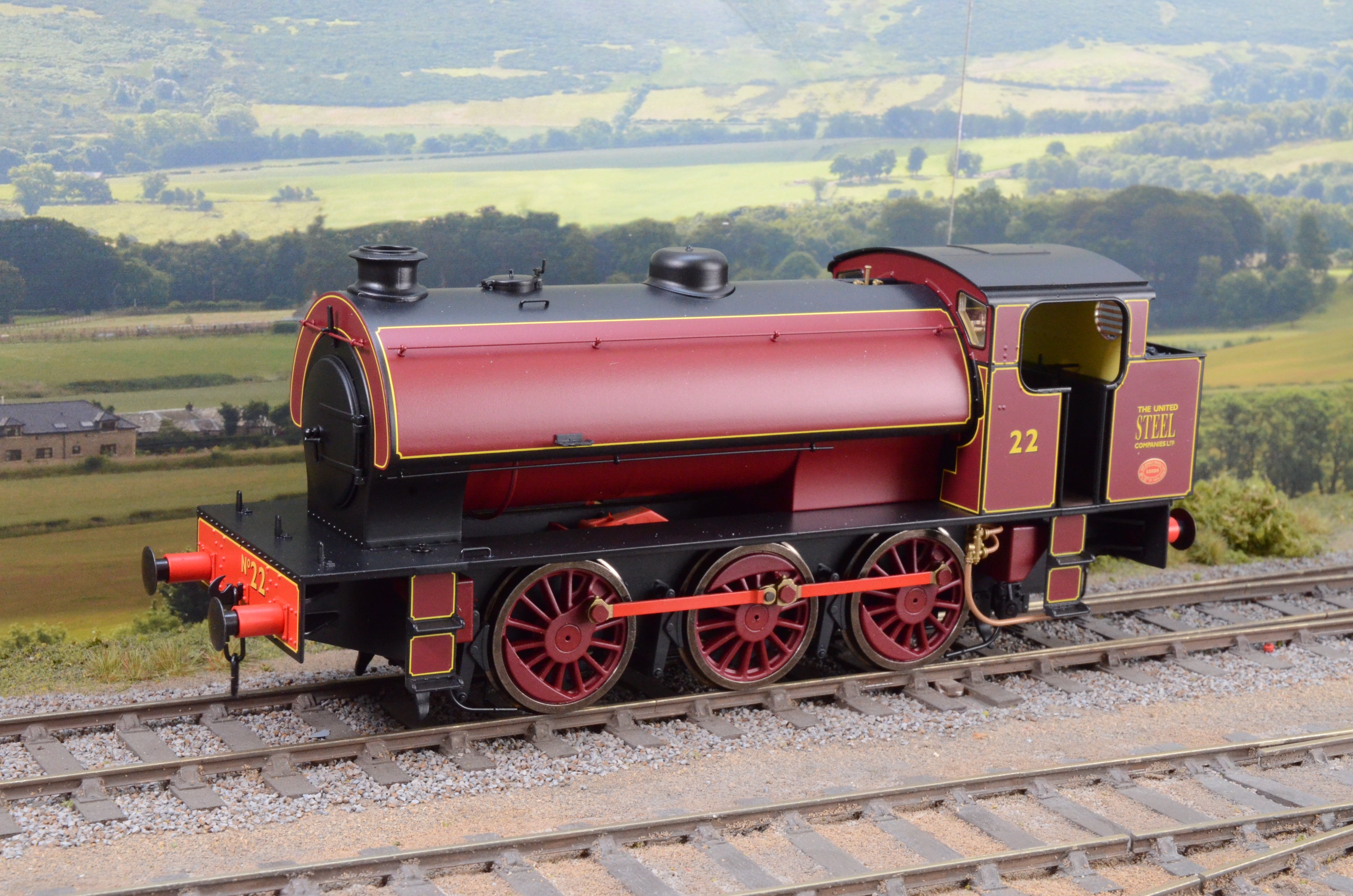 Dapol 7mm O Gauge 7S-094-008 0-6-0 J94 United Steel Lined Red 22