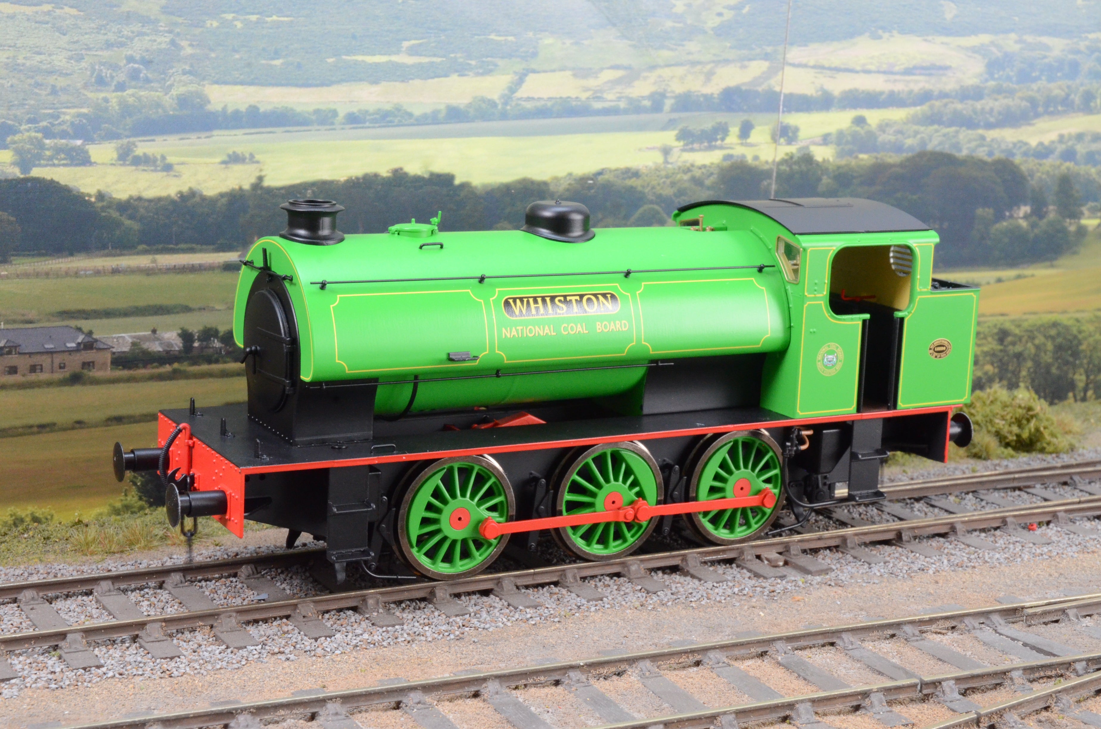 Dapol 7mm O Gauge 7S-094-007 0-6-0 J94 NCB Lined Green Whiston