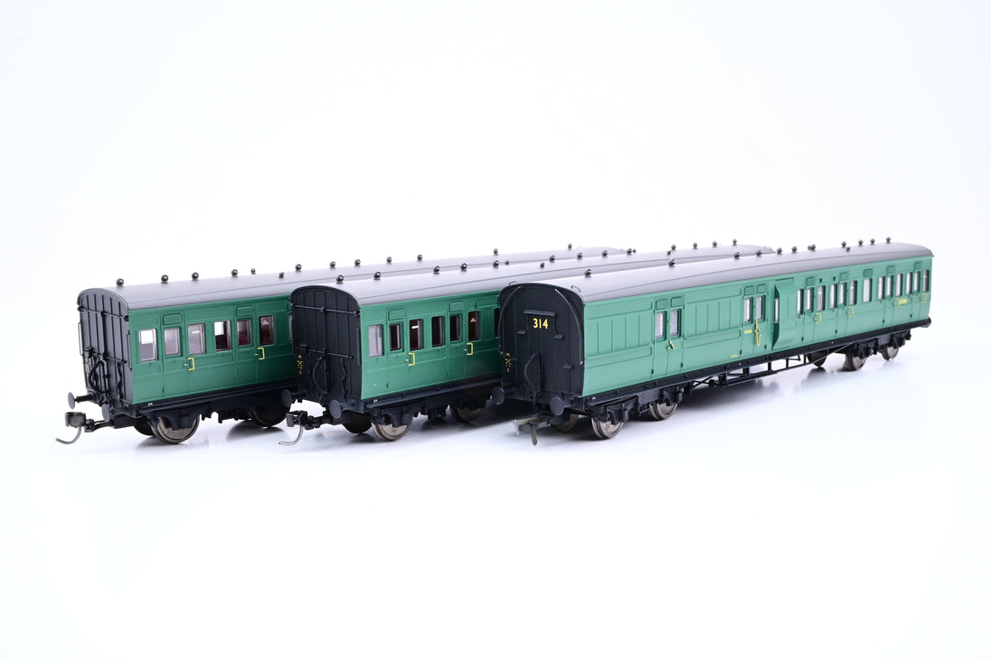 EFE Rail E86015 LSWR Cross Country 3-Coach Pack BR (SR) Green No. 314