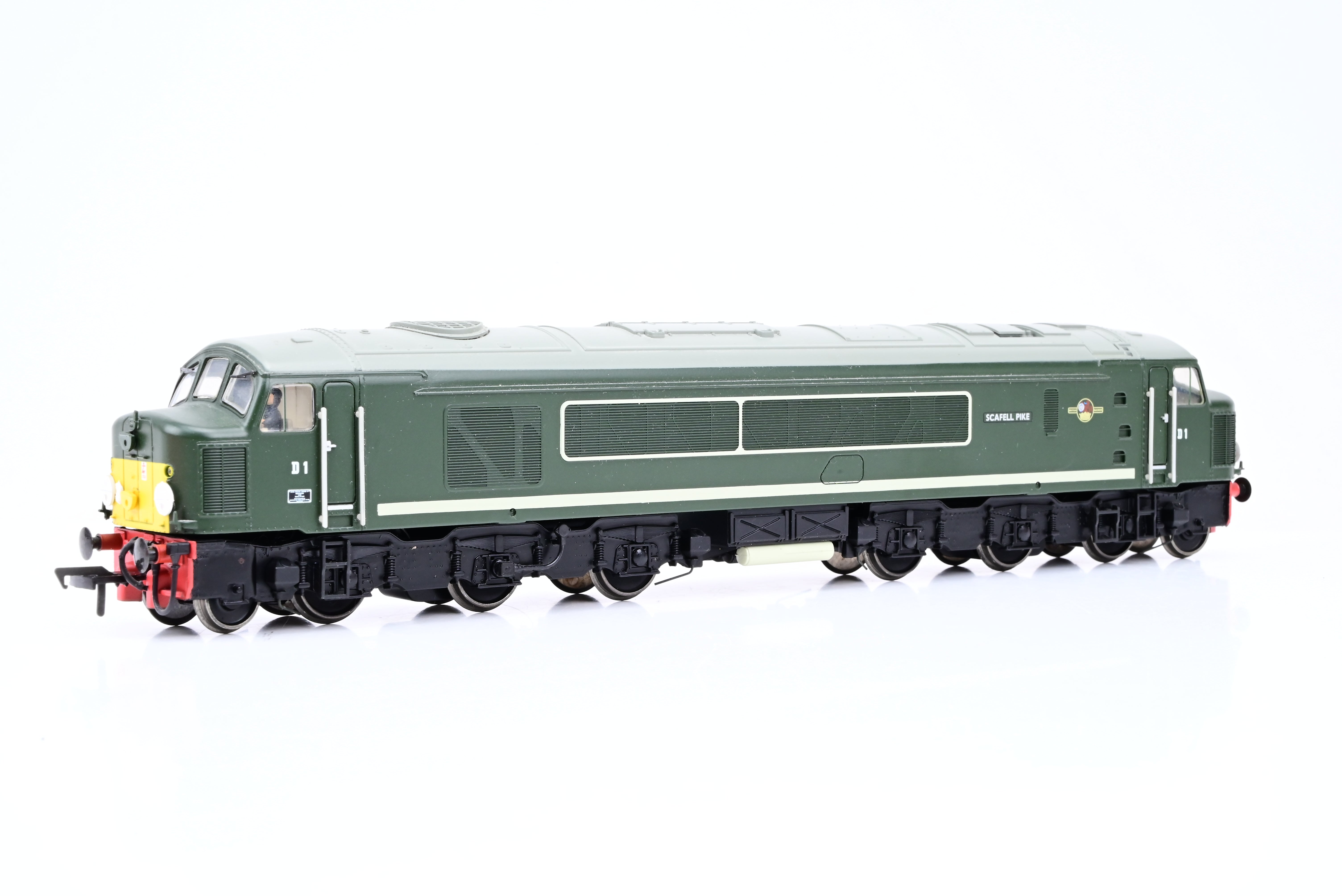 Bachmann OO Gauge 32-650 BR Green Late Crest Class 44 No.D1 'Scafell P