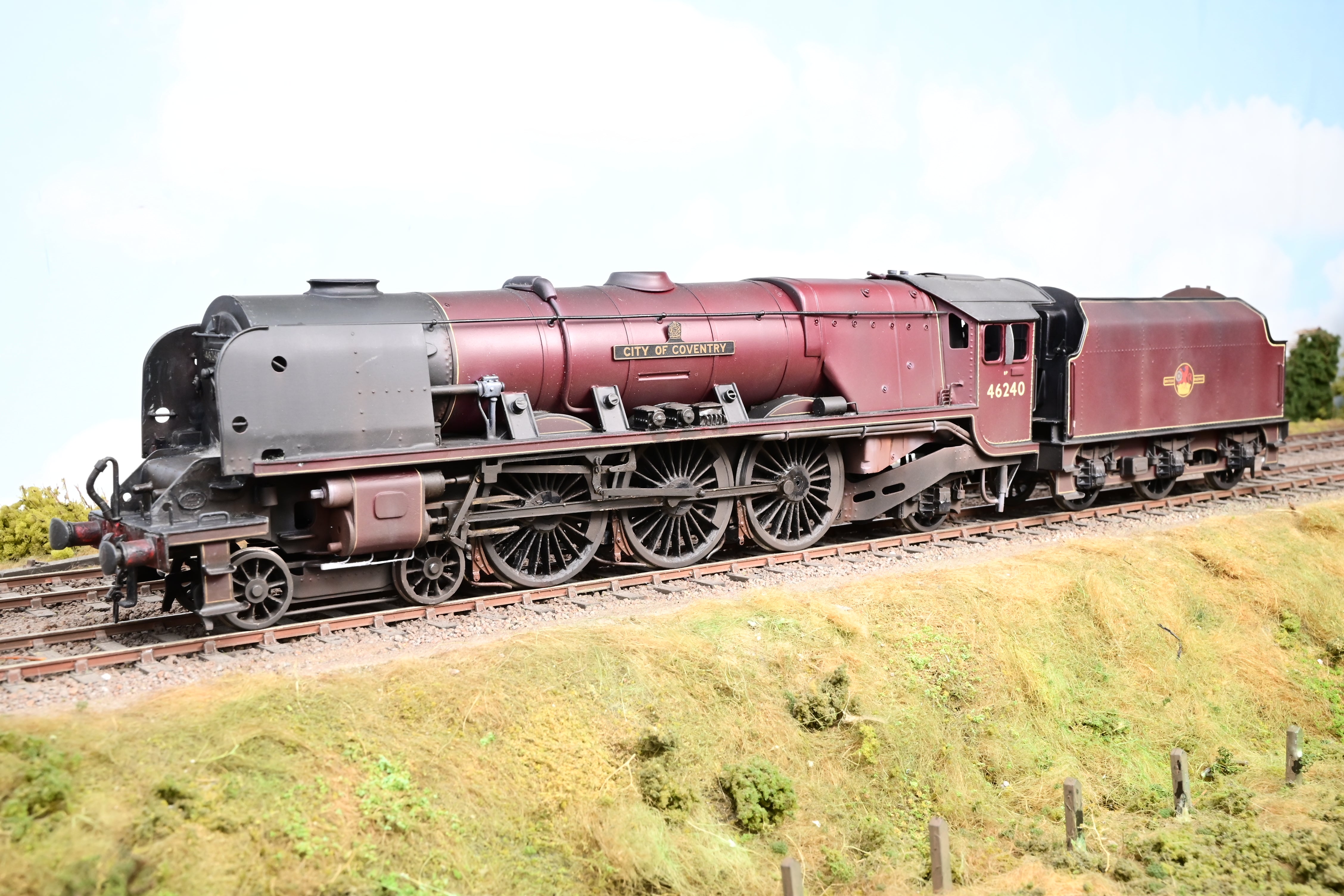 Kit Built 7mm O Gauge BR Maroon Late Crest Coronation Class No.46240