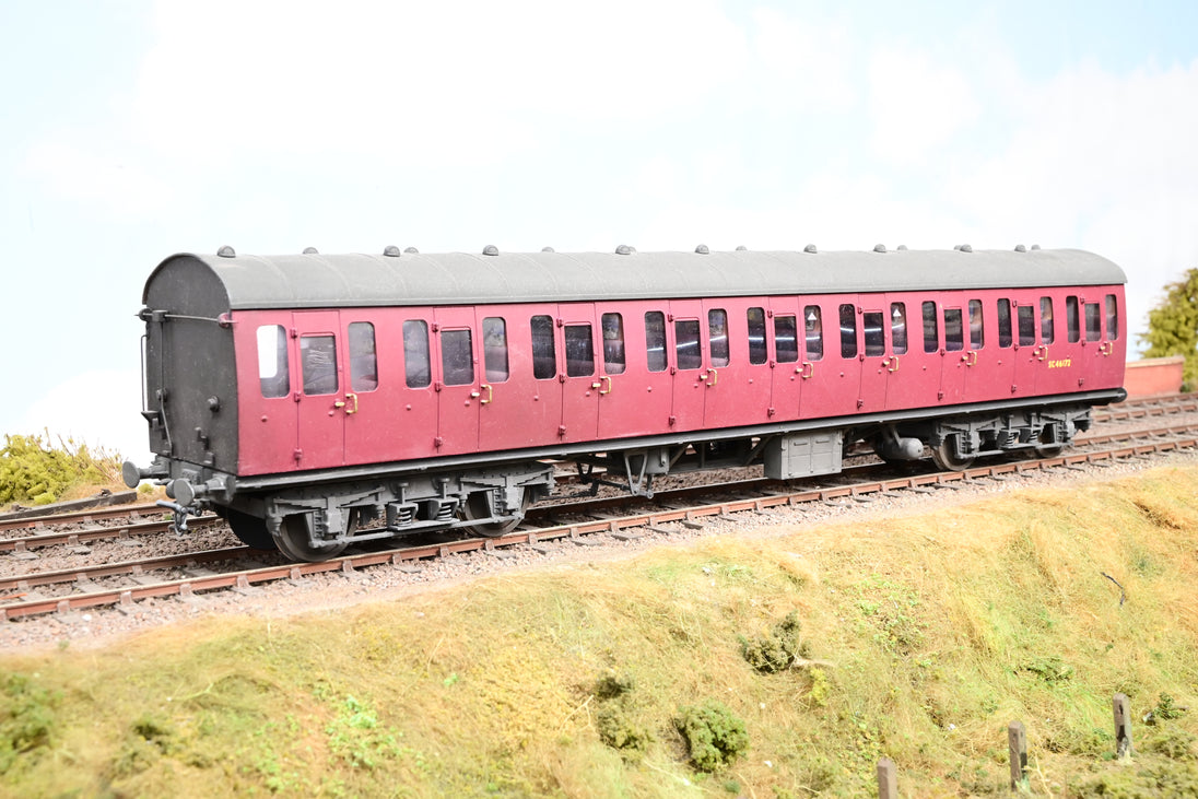 Darstaed 7mm O Gauge BR Maroon Mk1 Suburban Coach No.SC46172