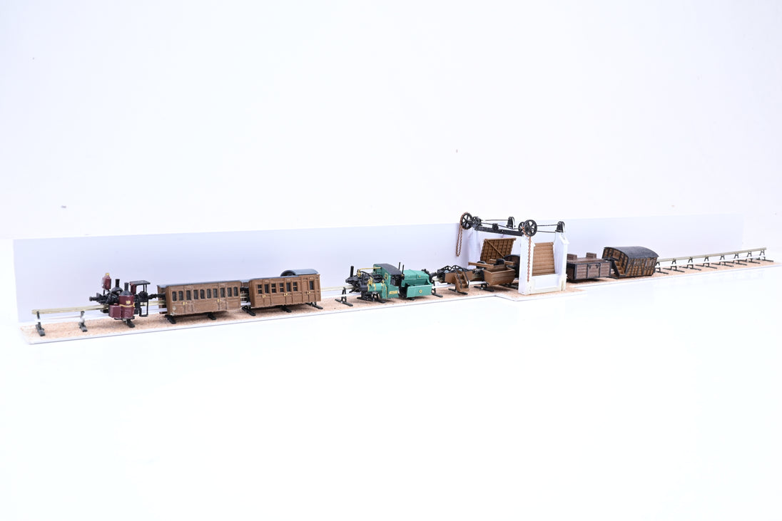 Kit Built N Gauge Monorail Steam Engine Display - Unpowered