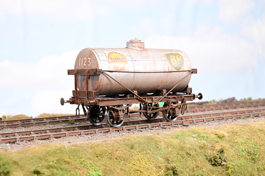 Slater's 7mm O Gauge 'Shell BP' Cylindrical 4-Wheel Tank Wagon No.1123