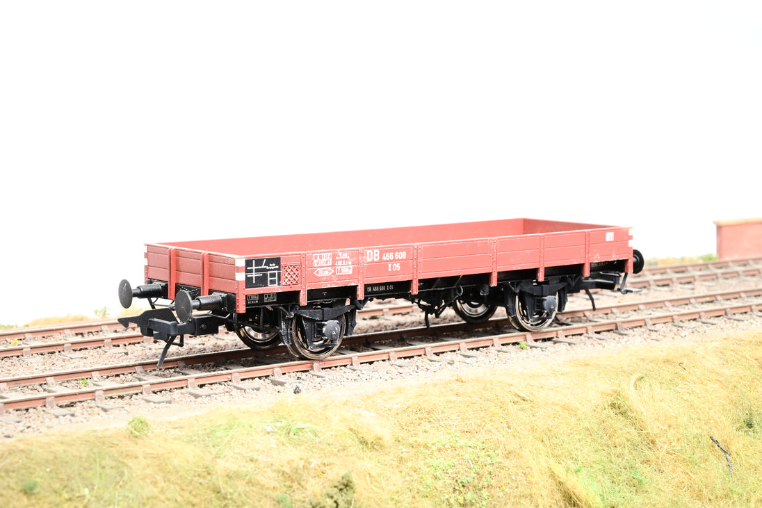 Lenz O Gauge Pair of DB X05 Low-sided Gondola Wagons - Unboxed