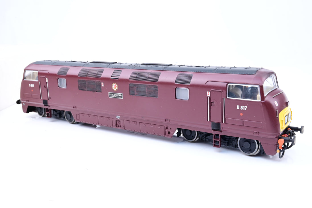 Bachmann OO Gauge BR Maroon Class 42 Warship No.D817 'Foxhound'