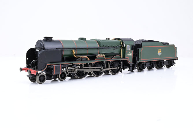 Bachmann OO Gauge 31-408 Lord Nelson Class BR Green Early Emblem No.30