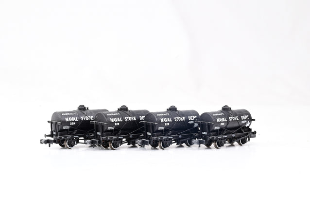 Graham Farish N Gauge Rake of 4 Naval Store Dept. Tank Wagons - Unboxe